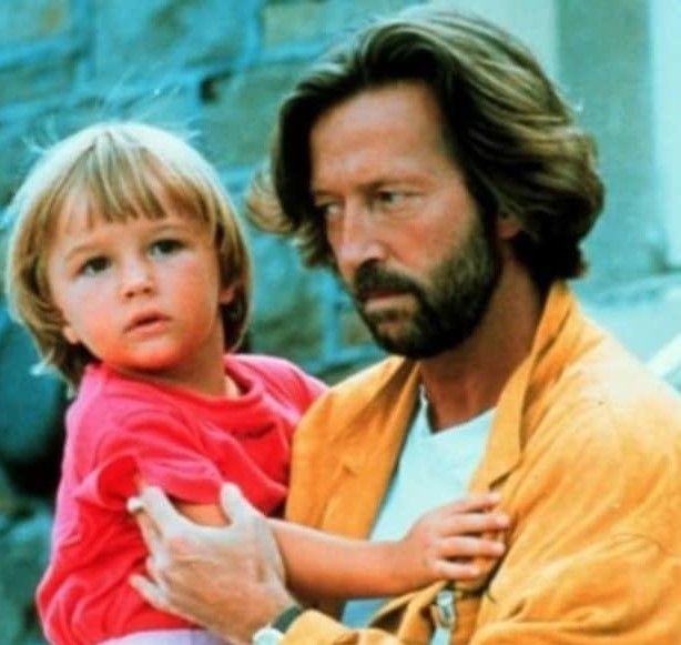 Eric Clapton a compus ”Tears in Heaven” după moartea fiului său