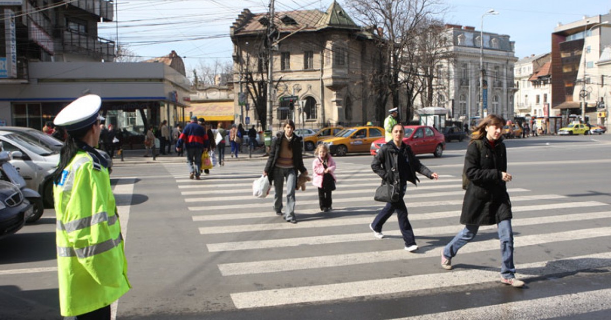 Cod Rutier 2022. Noi reguli pentru pietoni. Se dau amenzi uriașe în România
