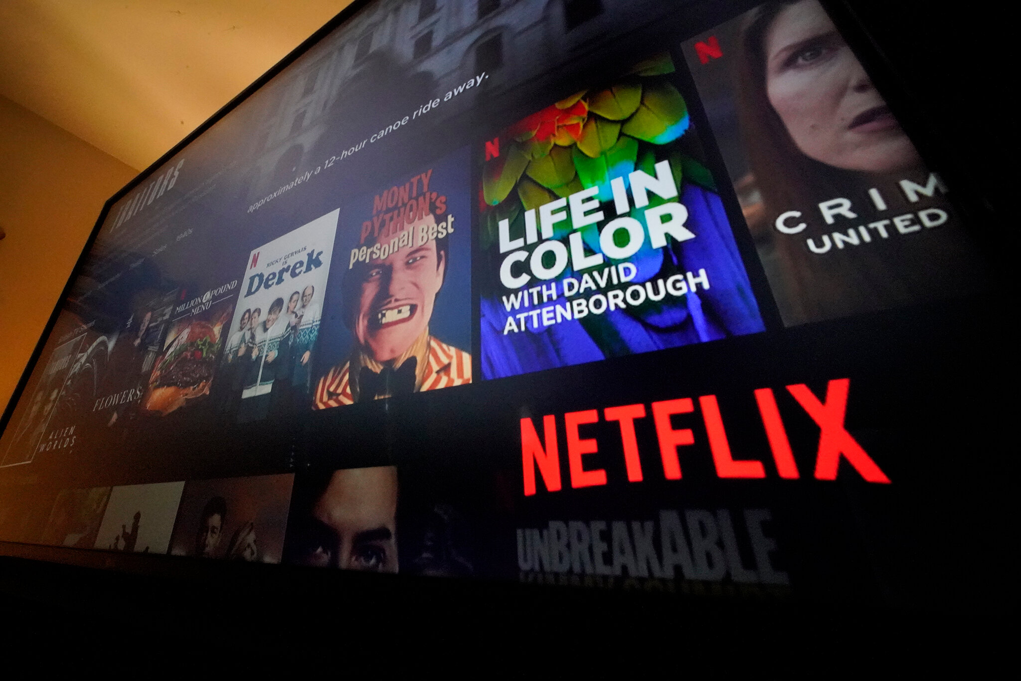 Schimbări mari la Netflix. Ce le pregătește platforma de streaming ...