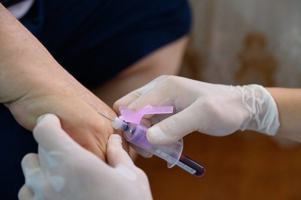 Teste de sânge care arată dacă vei fi diagnosticat cu o boală gravă