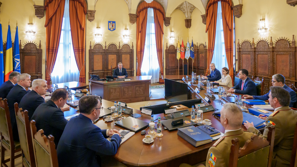 Document CSAT: Spioni ruși au încercat să se infiltreze în România și ...