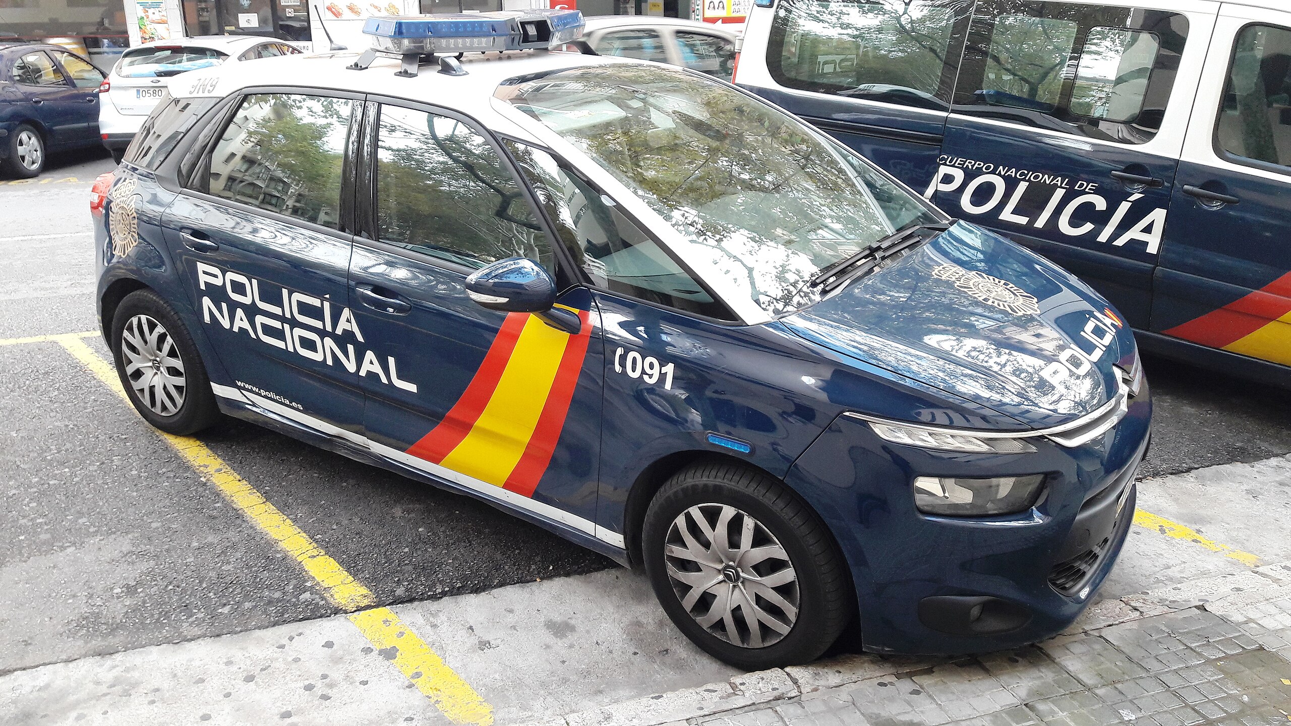 O româncă a pus poliția din Spania pe jar. Urmărire ca în filme pe ...