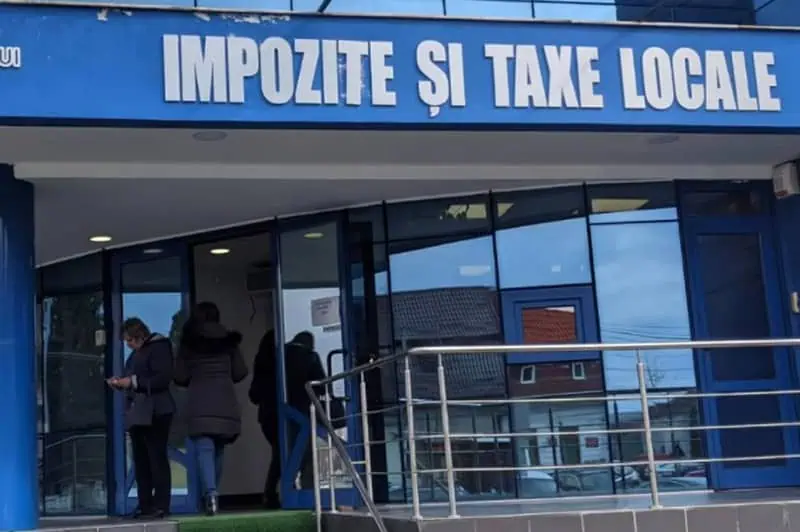Cu cât cresc taxele și impozitele pe clădiri și mașini în București în ...