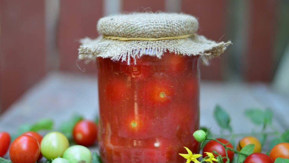 Rețetă roșii cherry la borcan. Pot fi în suc de roșii sau ulei