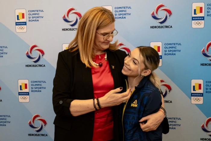 Gimnasta Sabrina Maneca Voinea, locul 8 în finală la bârnă. Urmează ...